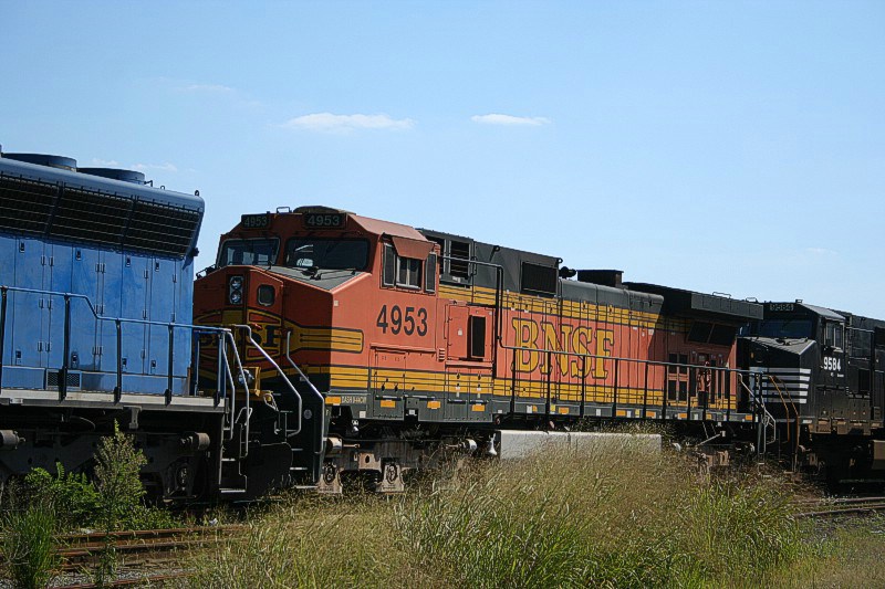 BNSF 4953